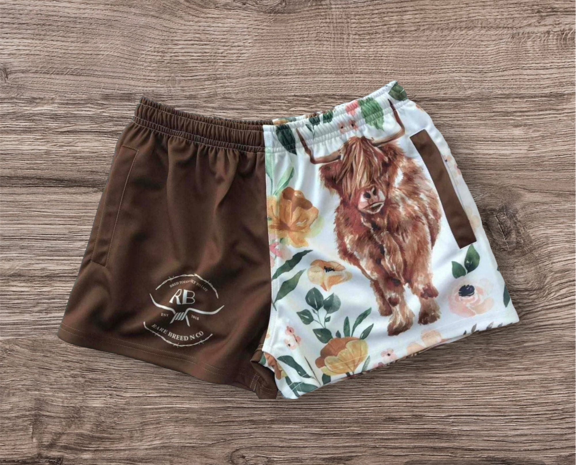 Footy shorts with highlander cow - Footy shorts with pockets | Rare ...